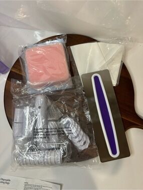 Wilton | Kitchen | Wilton Ultimate Decorating Set Cake Decorating Kit ...